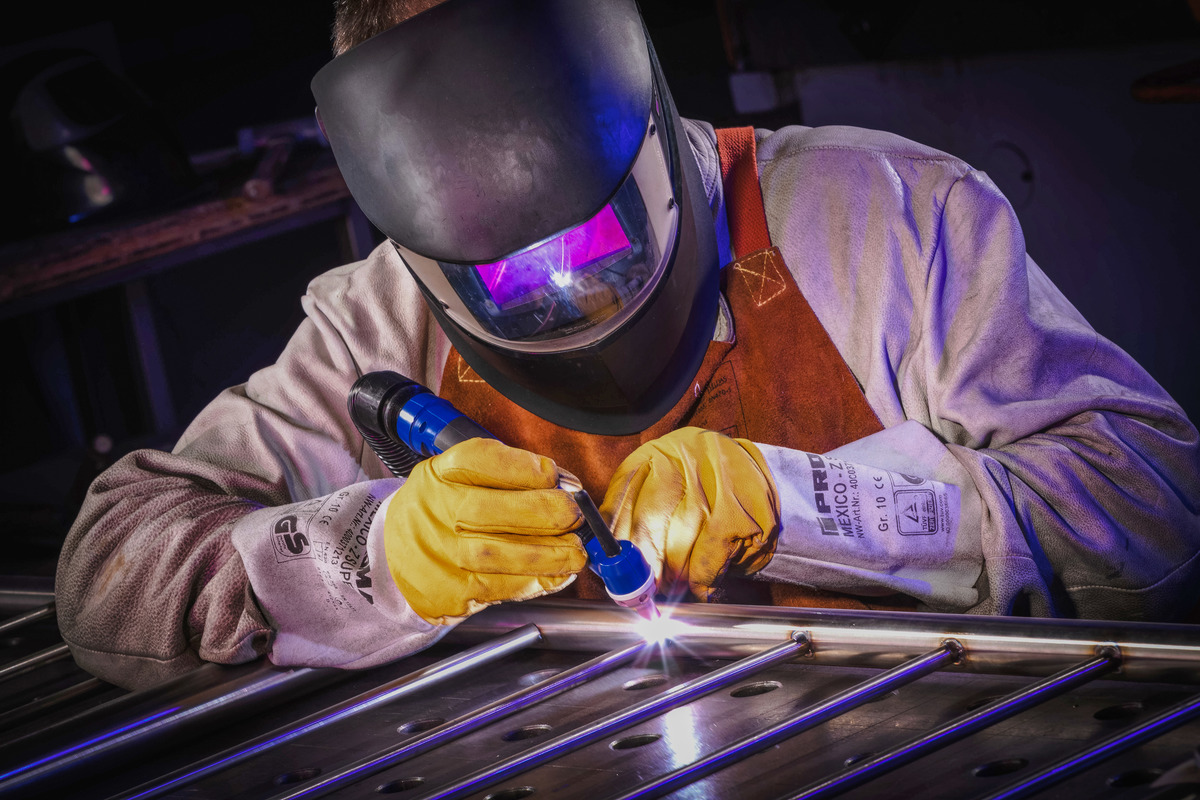 Binzel Fex-Pro & Xfume Tig Torch 260W 8M Watercooled Fume Extraction ...